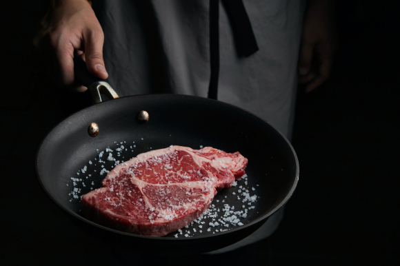 Comment réussir son steak à coup sûr ? Les étapes clés pour une viande ...